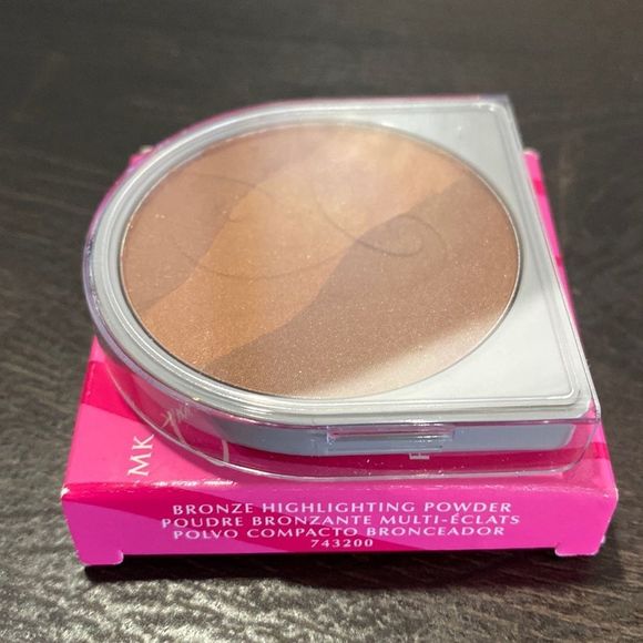 Mary Kay | Makeup | Mary Kay Bronze Highlighting Powder Htf New | Poshmark